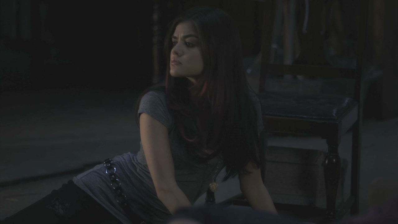 1.01 Pilot - PLL101-00040 - Pretty Little Liars Screencaps