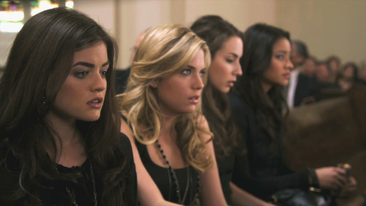 1.01 Pilot - PLL101-01224 - Pretty Little Liars Screencaps