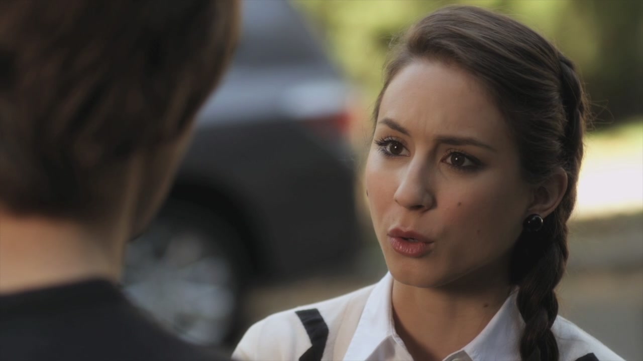 1.17 The New Normal - PLL117-0364 - Pretty Little Liars Screencaps