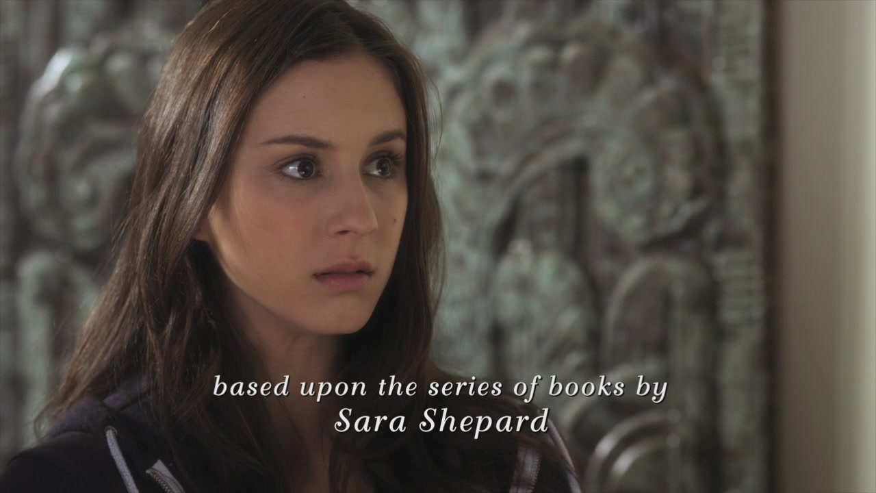 2.01 It's Alive - PLL201-0197 - Pretty Little Liars Screencaps