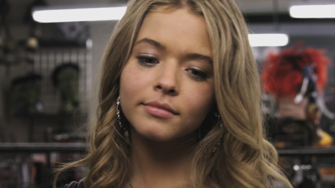 2.13 The First Secret - PLL213-00168 - Pretty Little Liars Screencaps