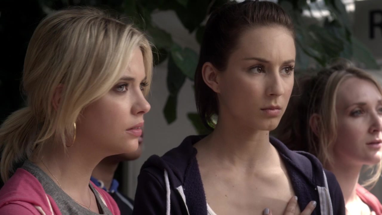 3.14 She's Better Now - 0769 - Pretty Little Liars Screencaps