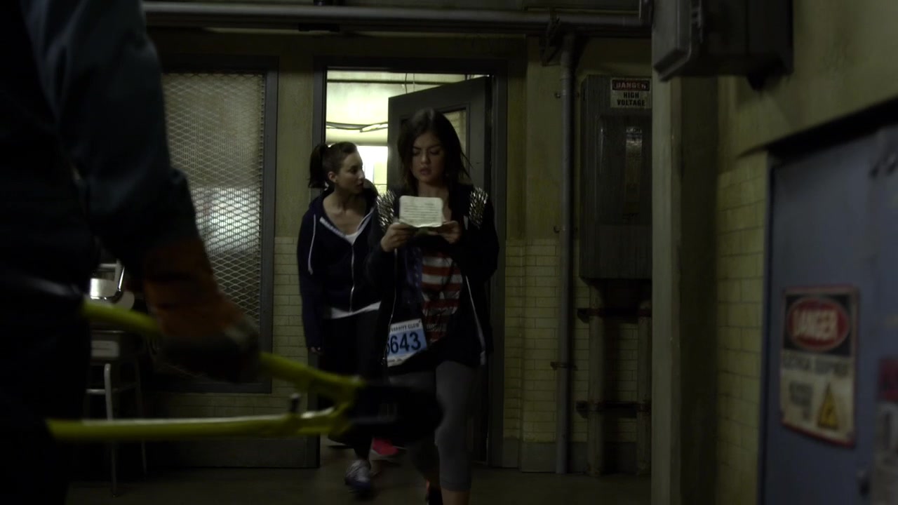 3.14 She's Better Now - 0882 - Pretty Little Liars Screencaps