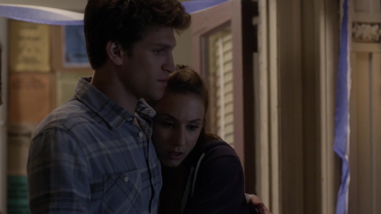 3.14 She's Better Now - 0903 - Pretty Little Liars Screencaps