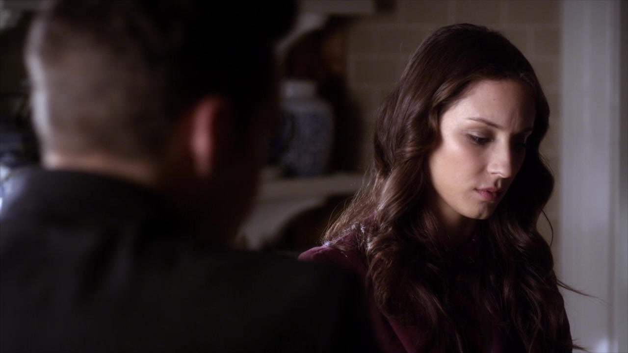 4.08 The Guilty Girl's Handbook - 0371 - Pretty Little Liars Screencaps