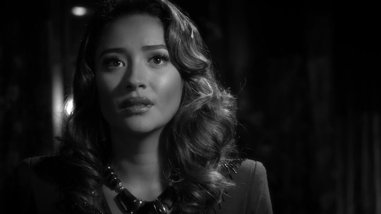 4.19 Shadow Play - 0465 - Pretty Little Liars Screencaps